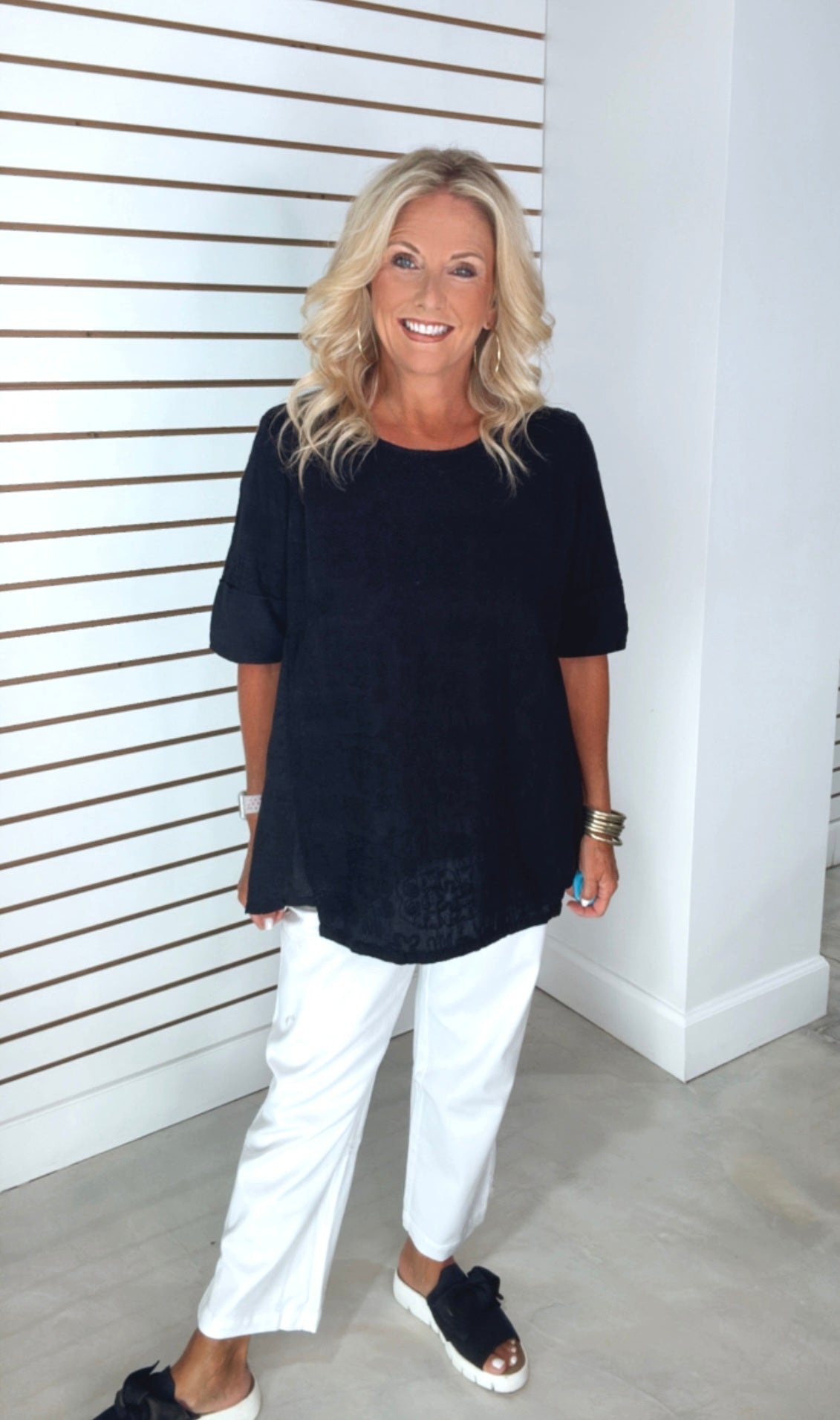 ELLIE TOP - BLACK – Holt & Company, LLC